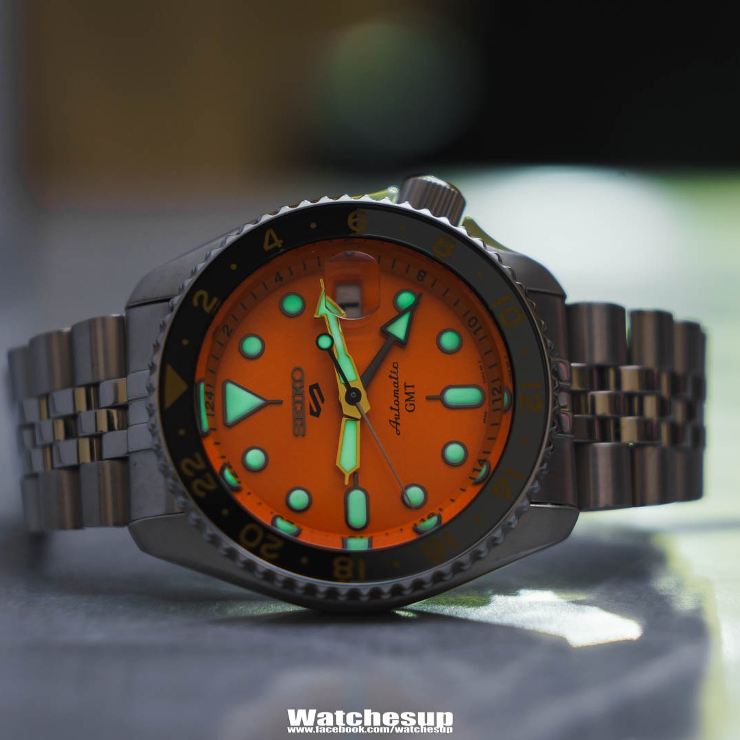 นาฬิกาข้อมือNew Seiko 5 Sports GMT SSK005K